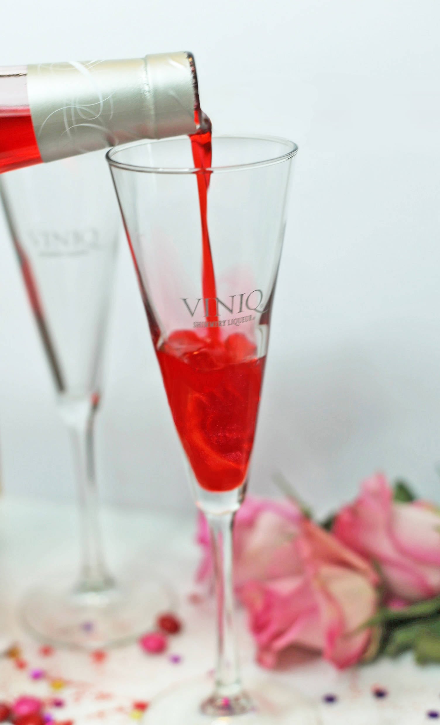 Struck By Cupid's Arrow + A Delicious Viniq Cocktail Recipe | Mash Elle