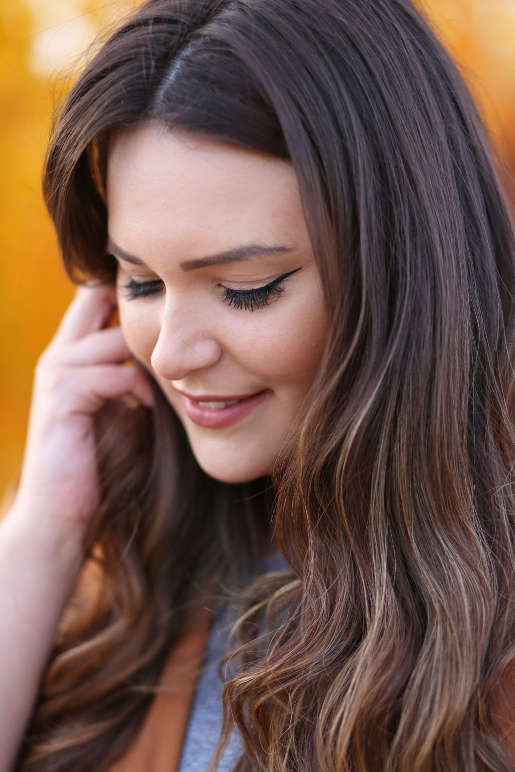 How to Contour Using Airbrush Makeup | Mash Elle