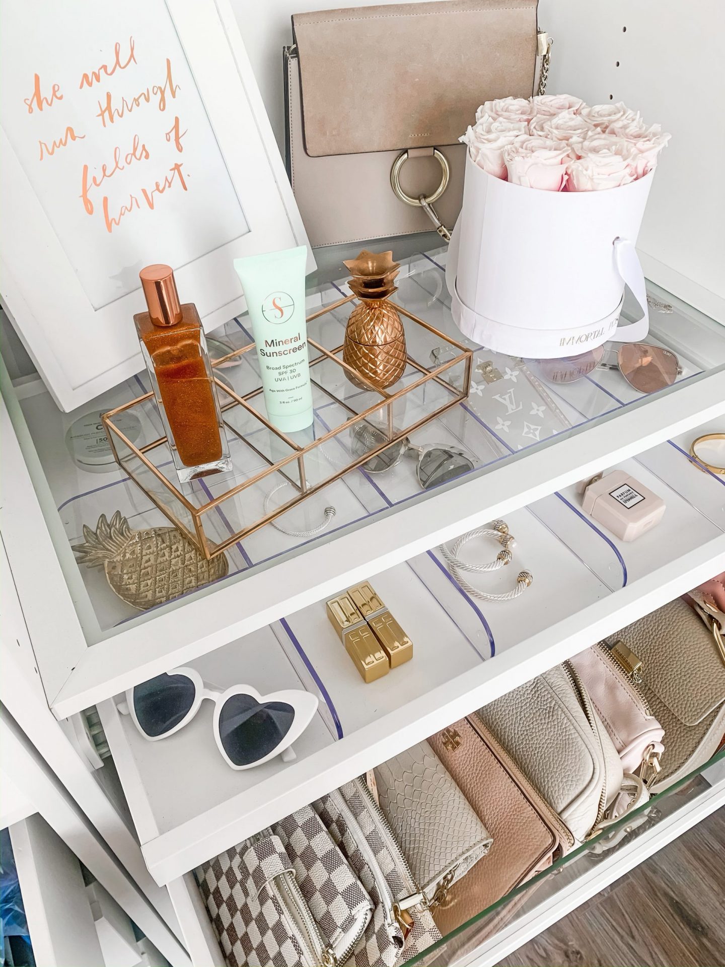 10 Self-Love Wallpapers - Mash Elle