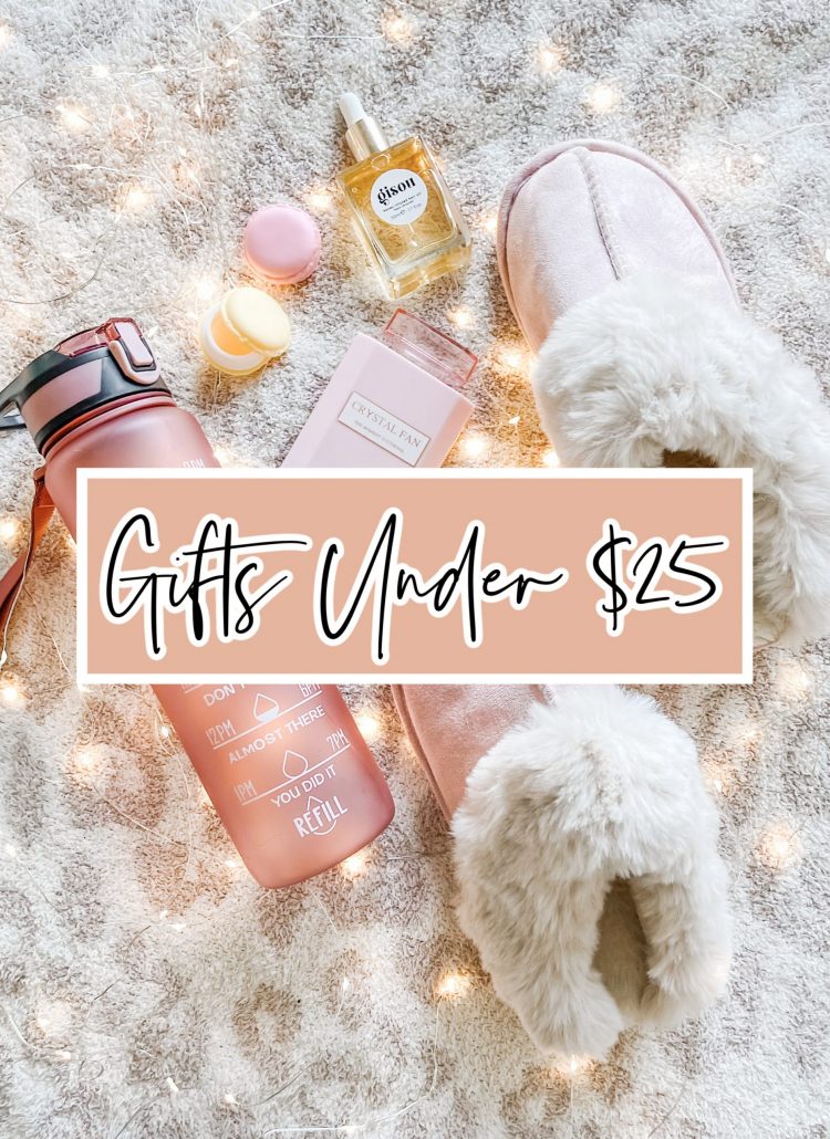 Cute Gifts for Gals Who Love to Sleep + Stay Cozy | Mash Elle